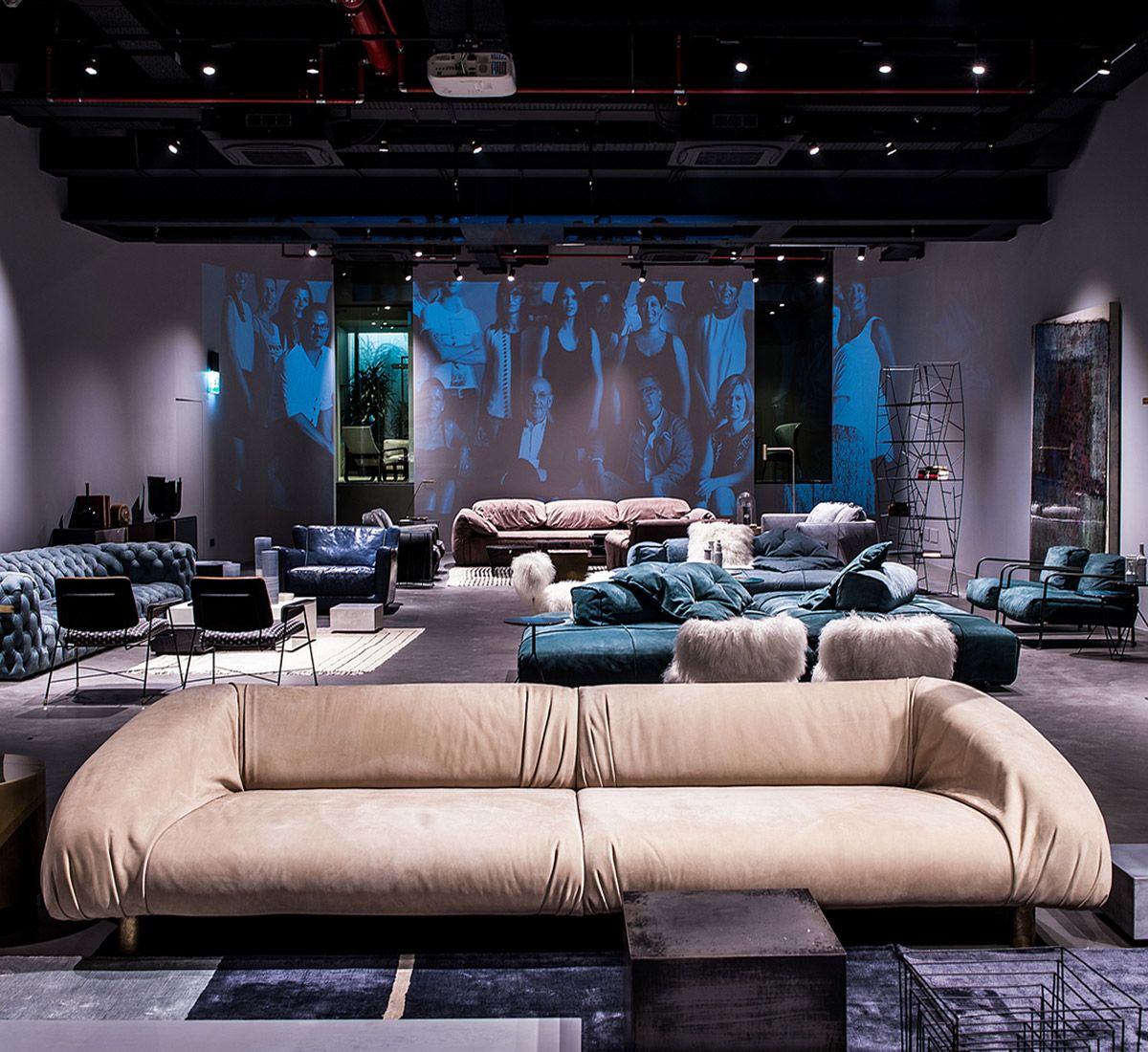 Baxter Fold Three-Seater Sofa: Prices up to 40% off | Ideali Home Singapore