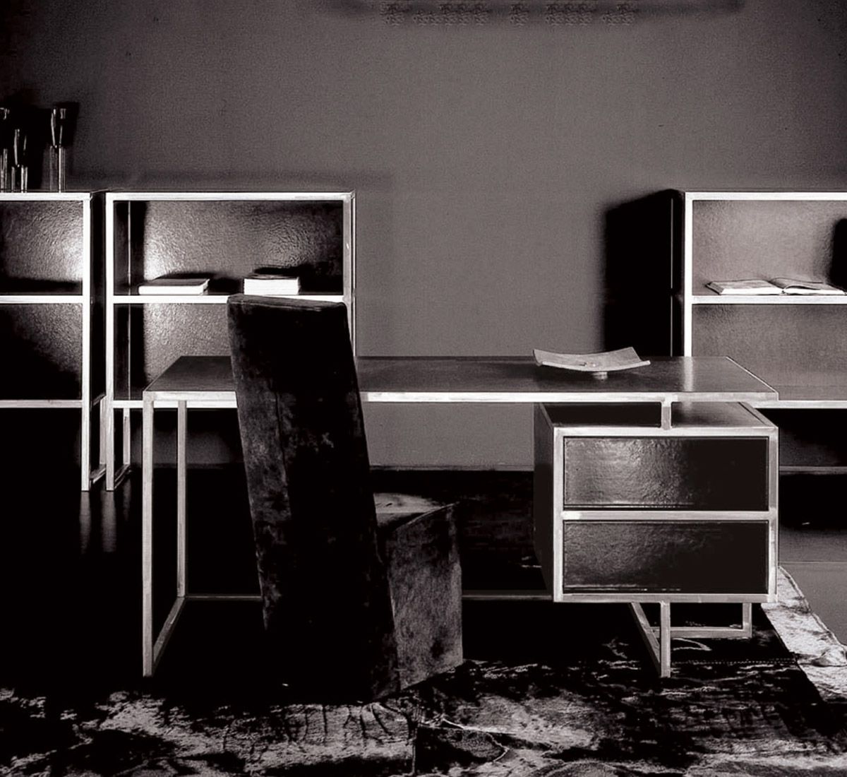 Baxter Trinity Desk with Drawers: Prices up to 40% off